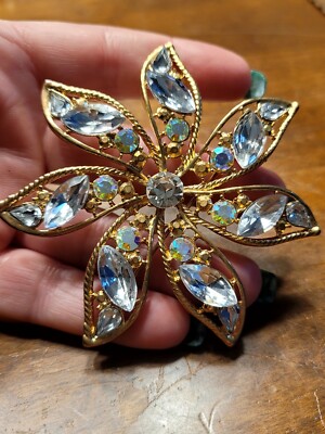 Vintage 1950s Large Rhinestone Flower Brooch Pin Open Teardrop Shapes ...