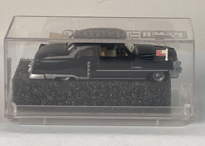 83408 1954 Cadillac Limo US Flags | eBay