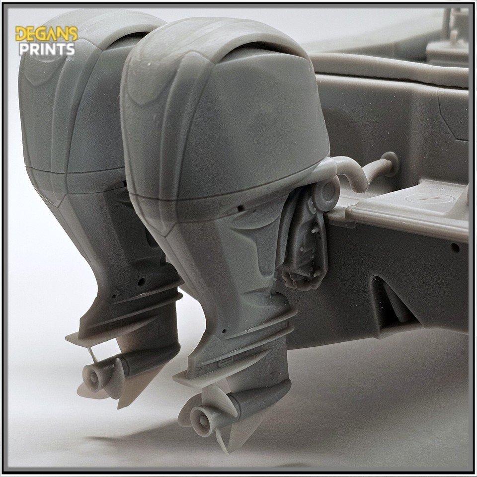 SeaHunt 275 SE Center console Boat model kit 32pc 1/24 scale diorama 3D ...