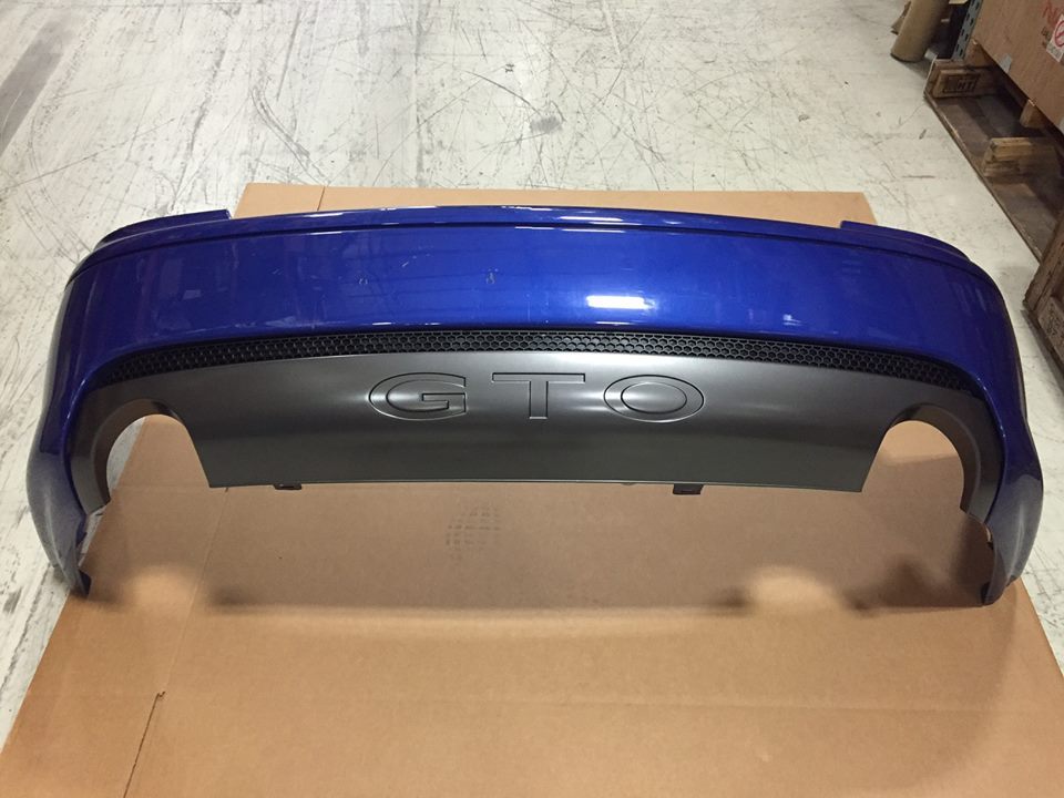 2005-2006 GTO Rear Diffuser Valance Bumper Lower Fascia Filler Panel ...