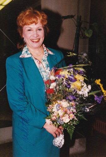 AUTOGRAPHED PHOTO OF OPERA SINGER Judith Beckmann soprano Hamburg | eBay