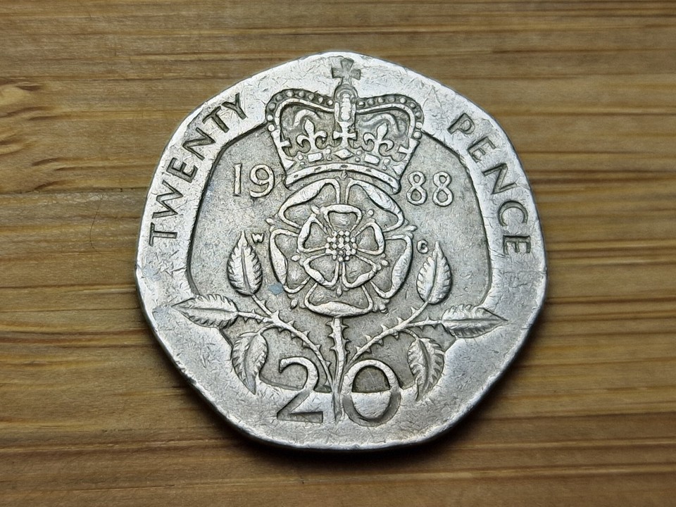 20p Coin 1982 - 2020 / Tudor Rose & Royal Shield / CHOOSE YEAR ...