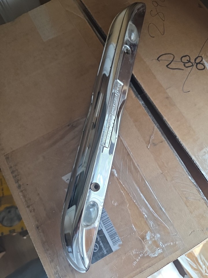 MERCEDES-BENZ 1968 K12860 W111 W112 280SE LICENSE PLATE LIGHT FRAME ...