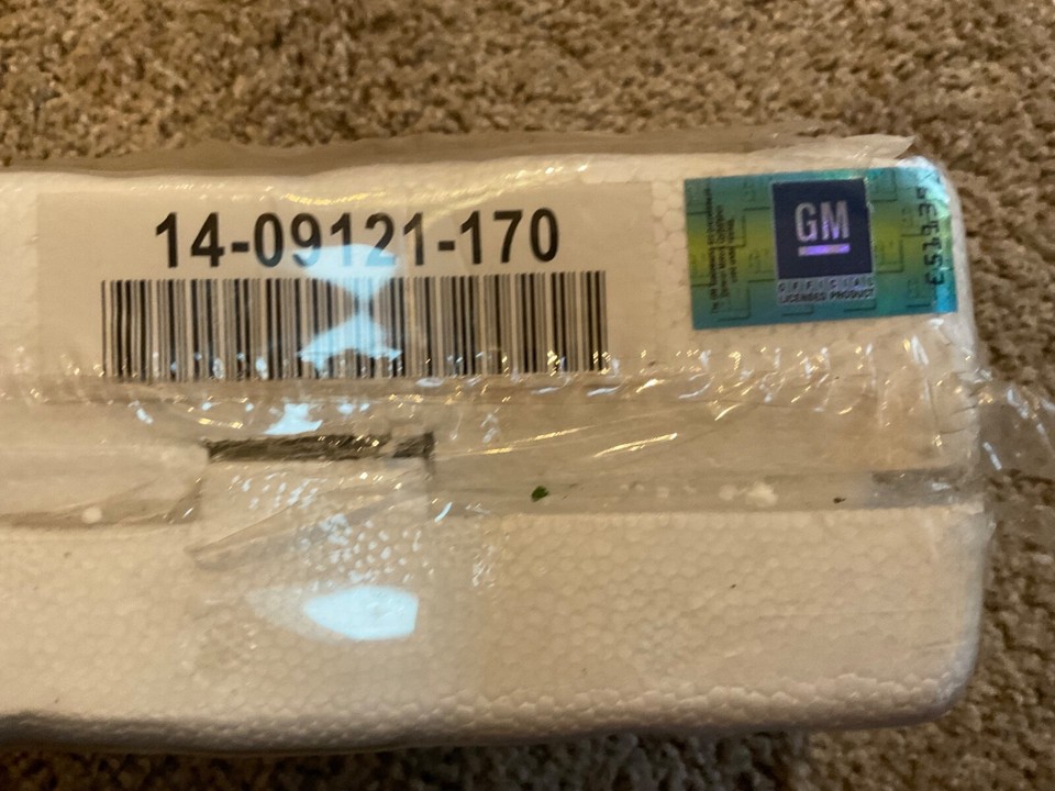 Hawthorne Village Thomas Kinkade #09121-170 Chevy Cruisin GM Cars NIB ...