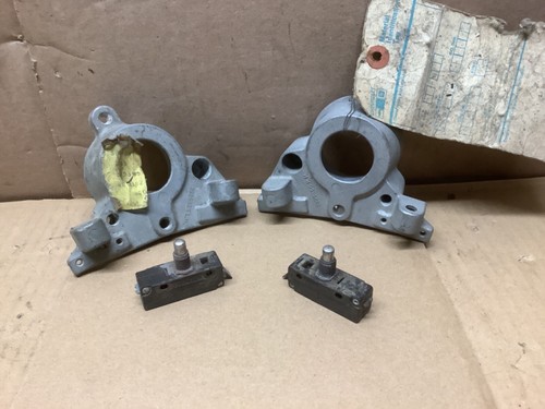 NOS 63-67 C2 Corvette LH RH Inner Headlight Pivot Cup Supports 3825355 ...