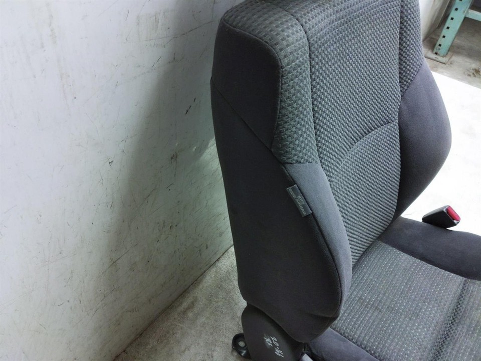 Toyota 4Runner 2004-2005 Manual Front Right Passenger Seat - Cloth Gray ...