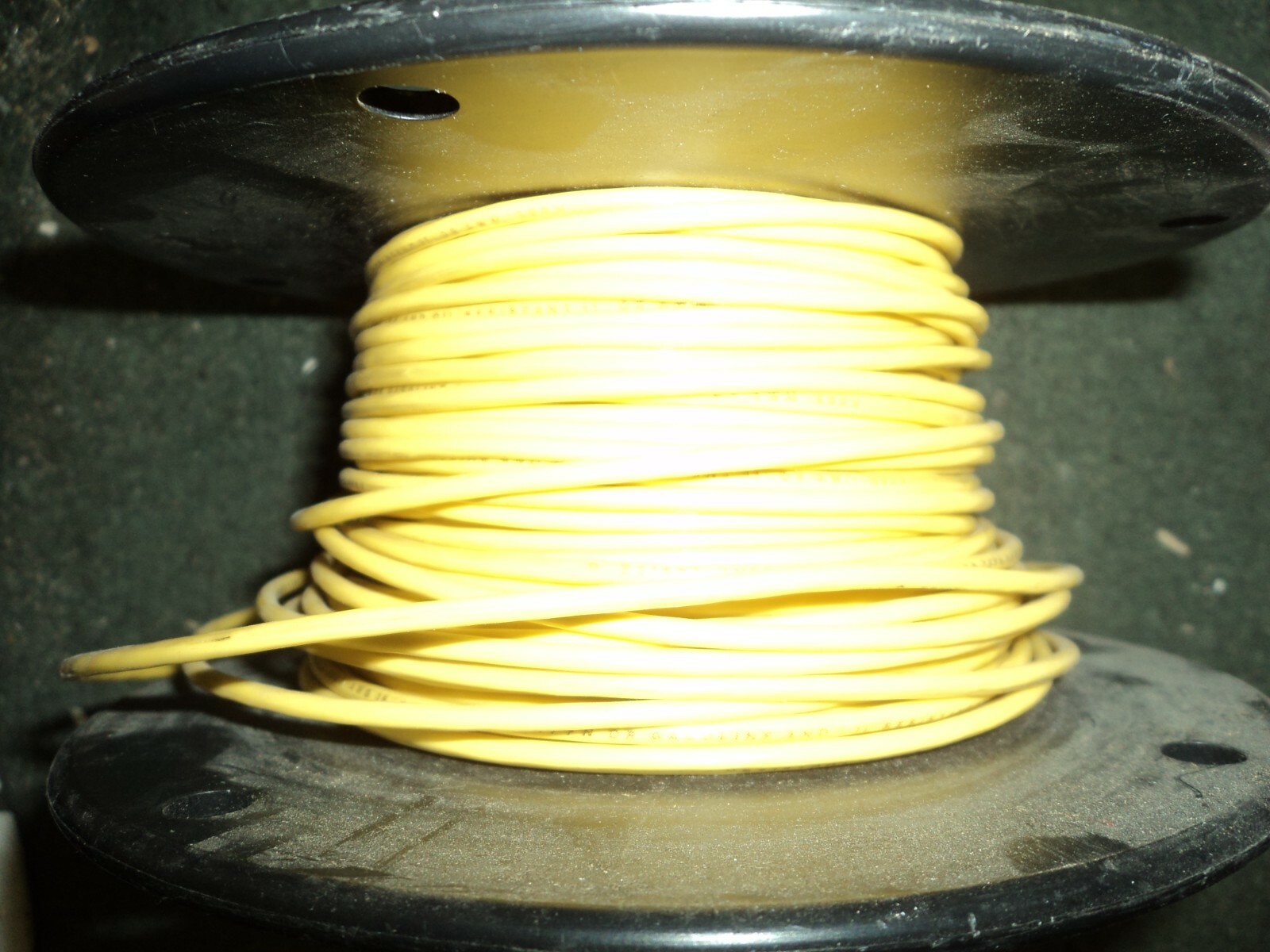 16 awg Stranded TFFN AWM MTW Gas Oil resistant Wire - YELLOW & BLUE 300 ...