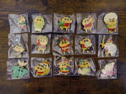 CRAYON SHIN-CHAN 30TH PIN BADGE SET OF 15 | eBay