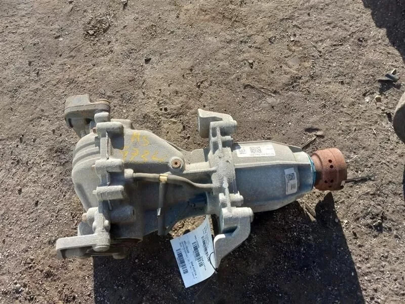 2013-2016 Ford Escape Rear Differential Carrier Assembly 3.51 Ratio OEM ...