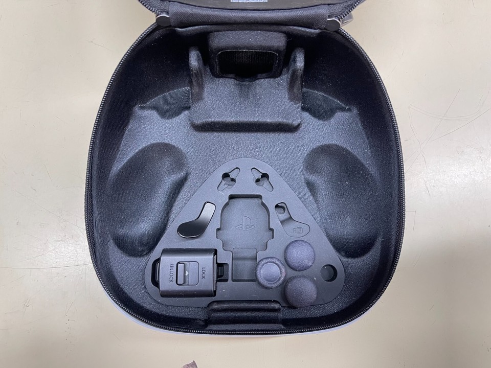 Sony Dual Sense Edge Pro controller for PlayStation 5 Missing Parts ...