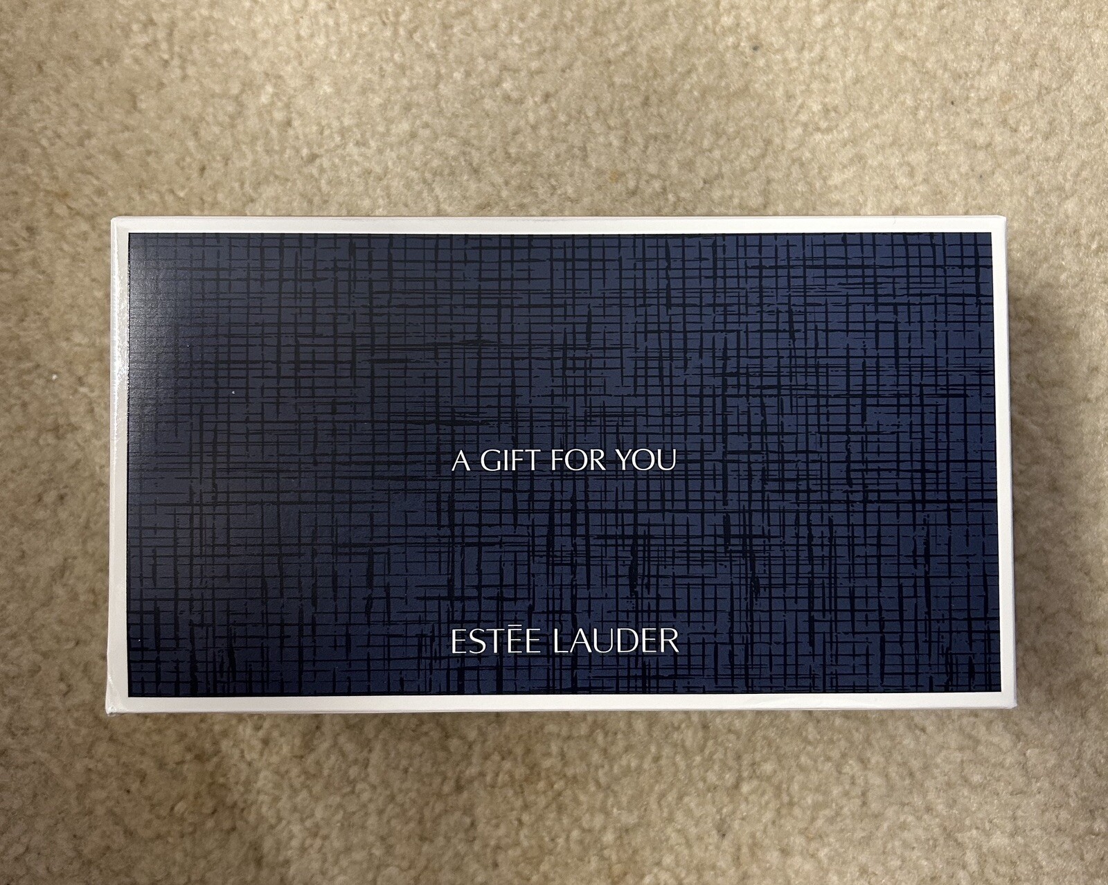 Estee Lauder 7 pc Bonus Gift Set from Fall 2022 SEALED BAG with box.