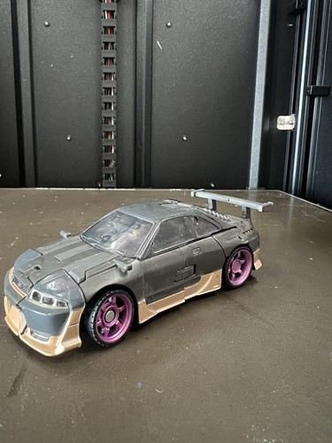 TRANSFORMERS STUDIO SERIES SS-104 DELUXE NIGHTBIRD TF7 NISSAN GT-R R33 ...