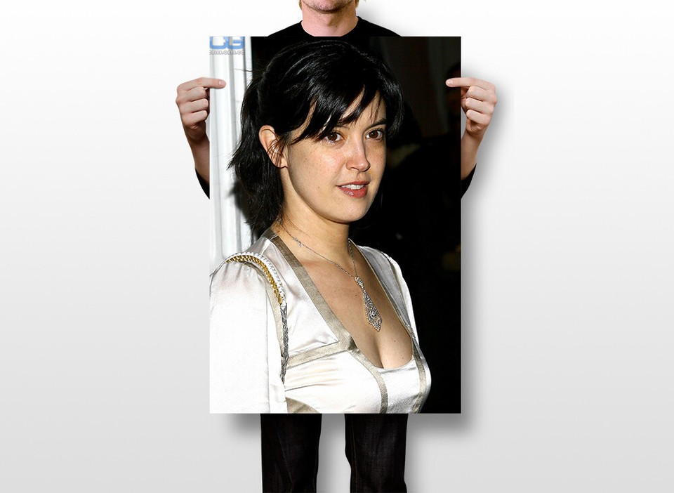 Phoebe Cates 80s 90s Tv Series Actress Artist Wall Art Home Decor ...