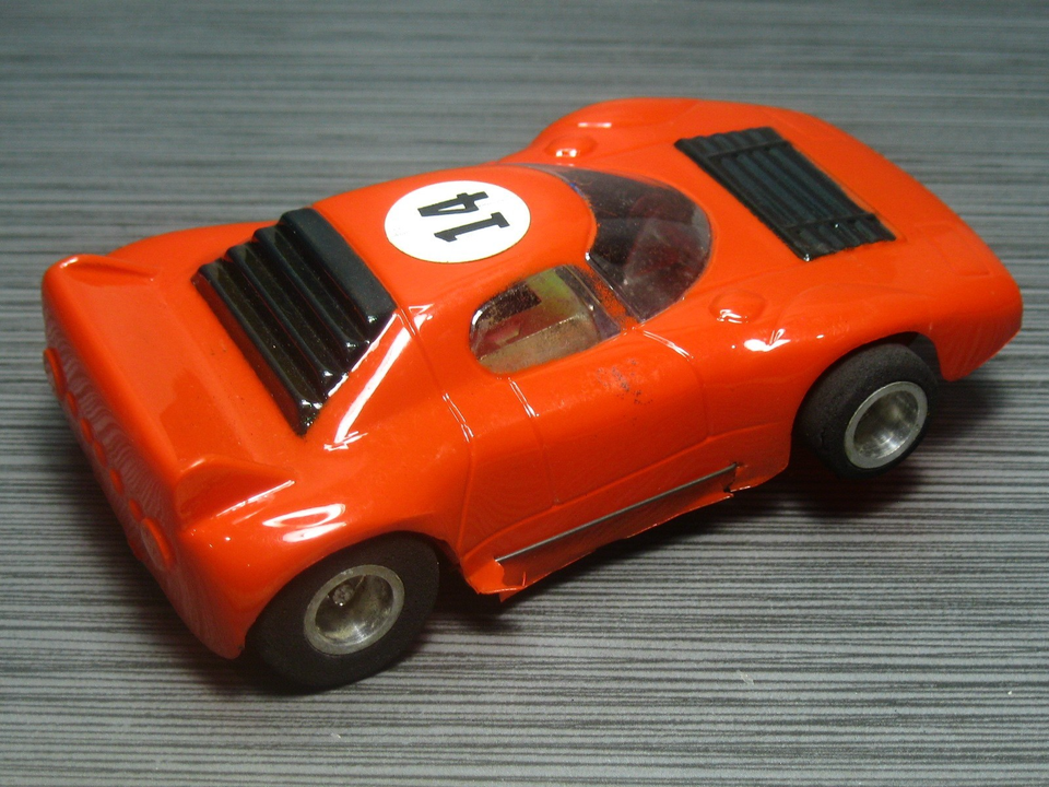 SLOT CAR Parma Womp-Womp Steel Chassis/Racer Body VINTAGE 1/32 | eBay