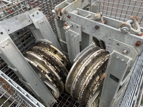 3 sheave bundled conductor block BTTV52-UL-18-12 Bethea Tool Triple ...