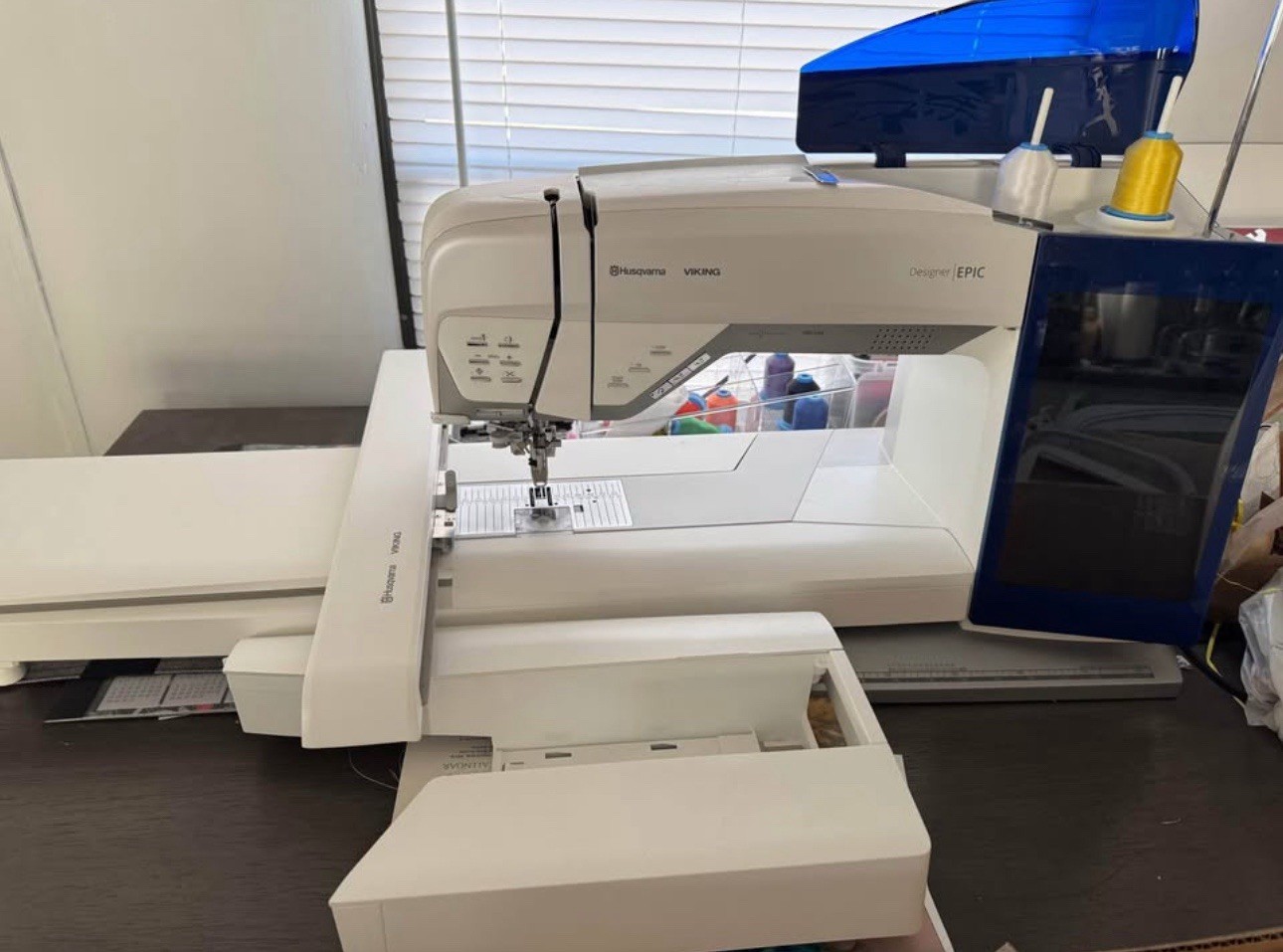 Husqvarna Viking Designer EPIC 1 Sewing & Embroidery Machine (PERFECT ...