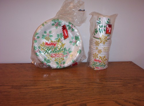 Vintage Hefty Holiday Christmas 20 Foam Plates & 16 Foam Cups | eBay