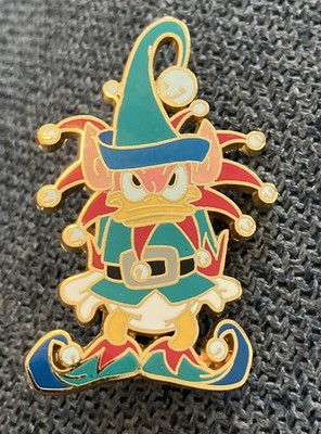PP27366 Disney Auctions - Donald Duck Elf Pin LE 500 | eBay