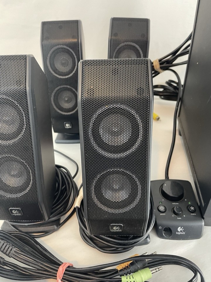 Logitech X-540 5.1 Surround Sound Speaker System with Subwoofer | eBay