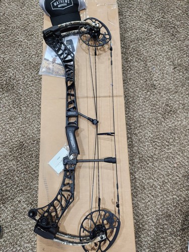 Mathews Phase 4 33 Black/Realtree 60lbs 30in | eBay