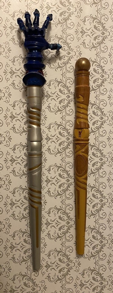 Great Wolf Lodge MagiQuest Magic Wand Blue Hand + Gold Orb Topper 16 ...