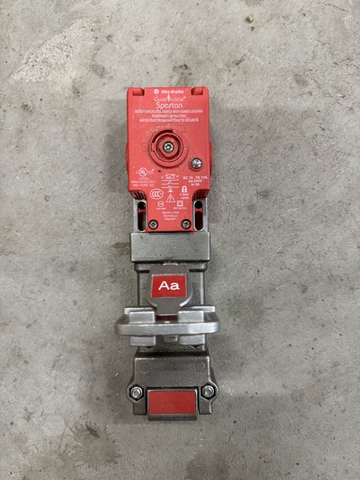 Allen-Bradley 440T-MSSUE22AA TRAPPED KEY INTERLOCK | eBay