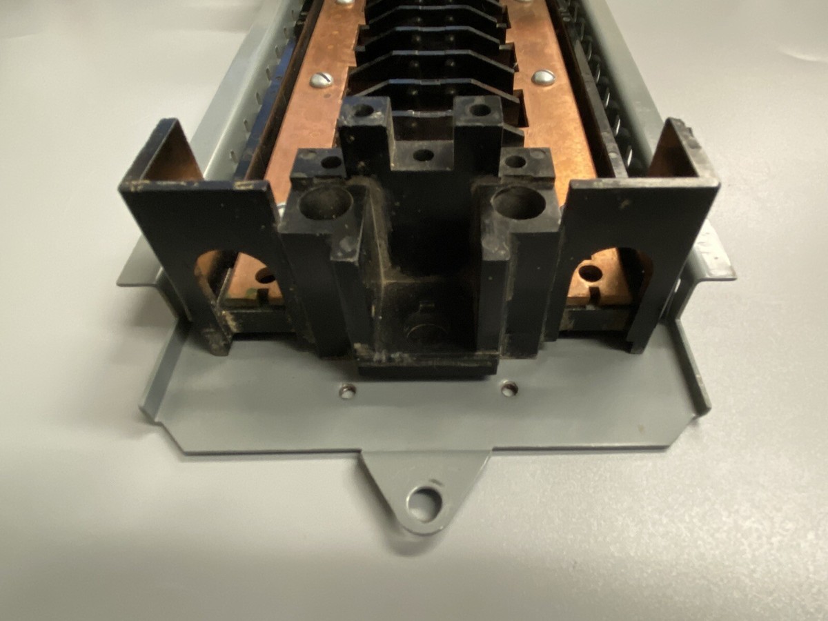 Cutler Hammer Bus Bar Assembly