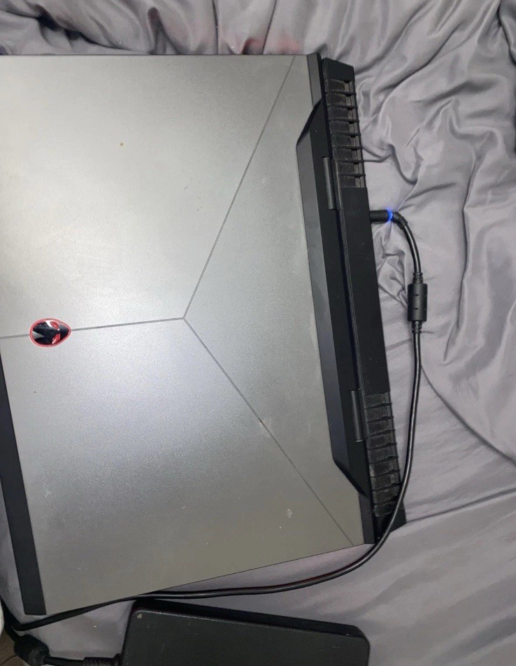 Alienware M17 R4 17.3" FHD Gaming Laptop Intel I7, 16GB RAM, GTX1080 ...