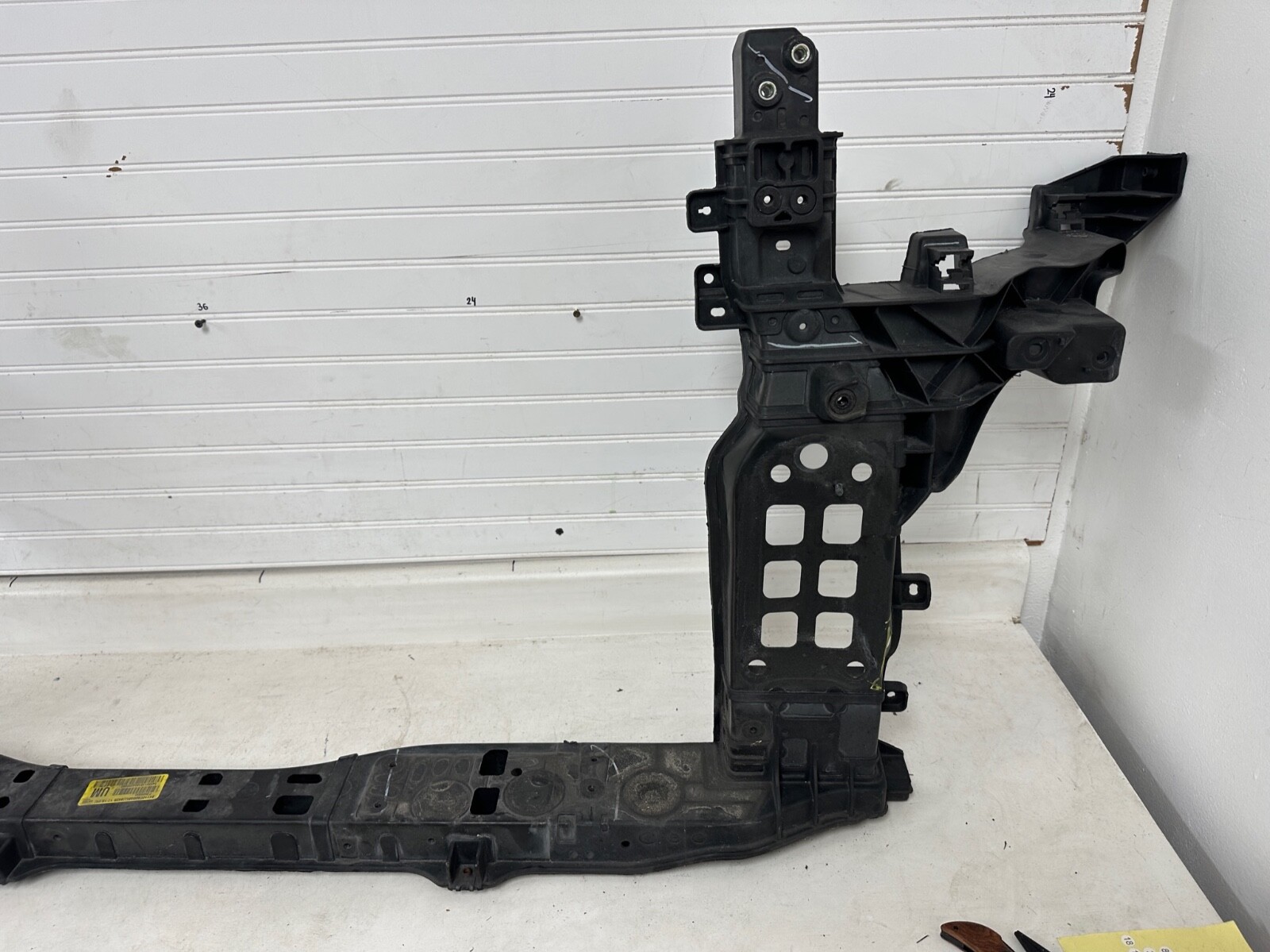 GENUINE 2016 2017 2018 KIA SORENTO RADIATOR CORE SUPPORT 64110-C6000 ...