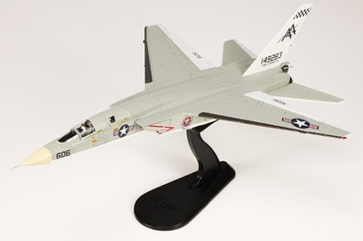 HA4708 Hobby Master RA-5C Vigilante 1/72 Model AA606 USN RVAH-11 ...