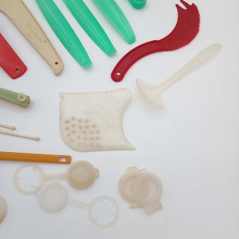 Lot of Vintage Tupperware Kitchen Accessories & Gadgets - 47 pieces | eBay