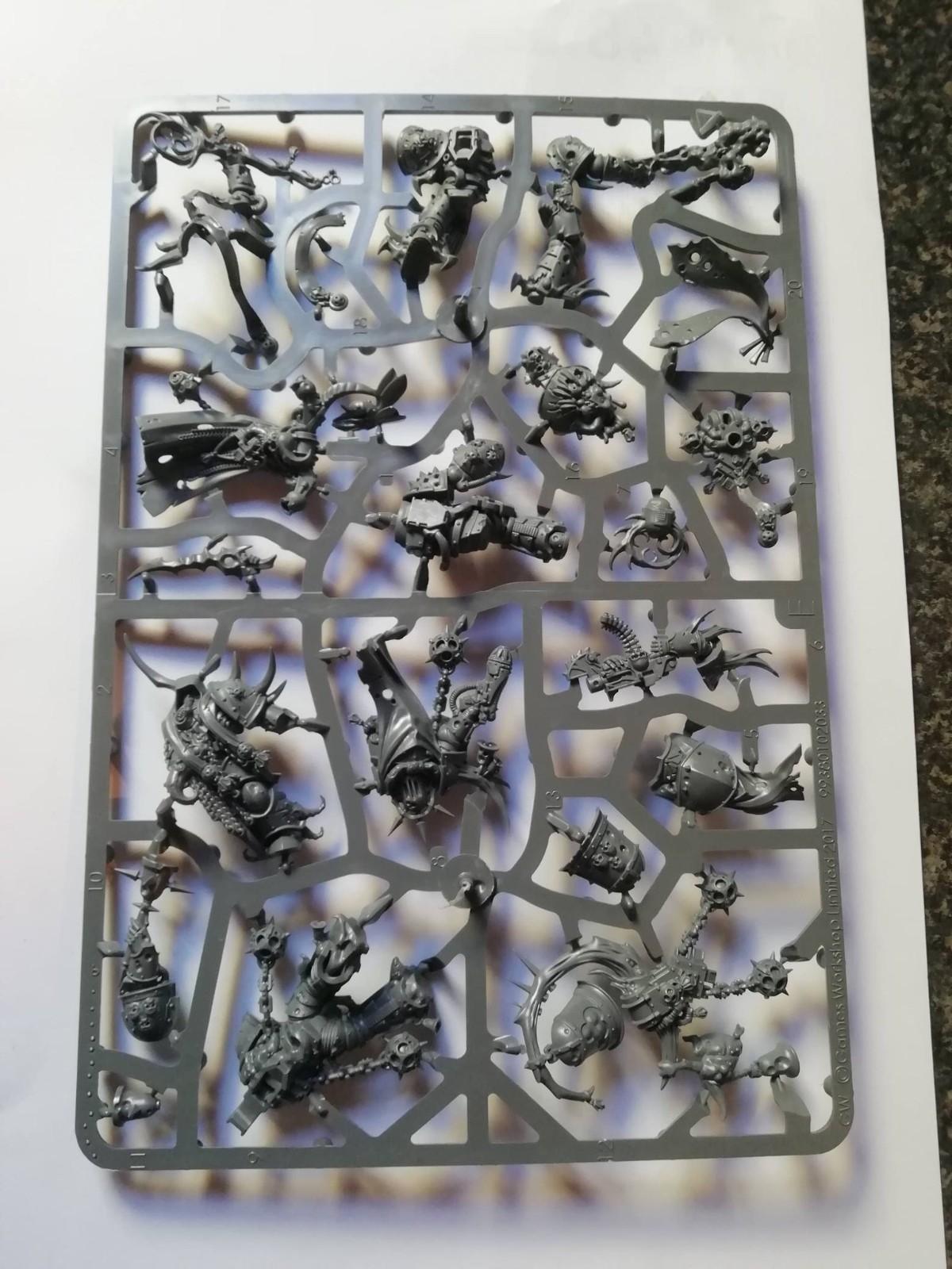 Warhammer 40K Dark Imperium Death Guard half New on Sprue Games ...