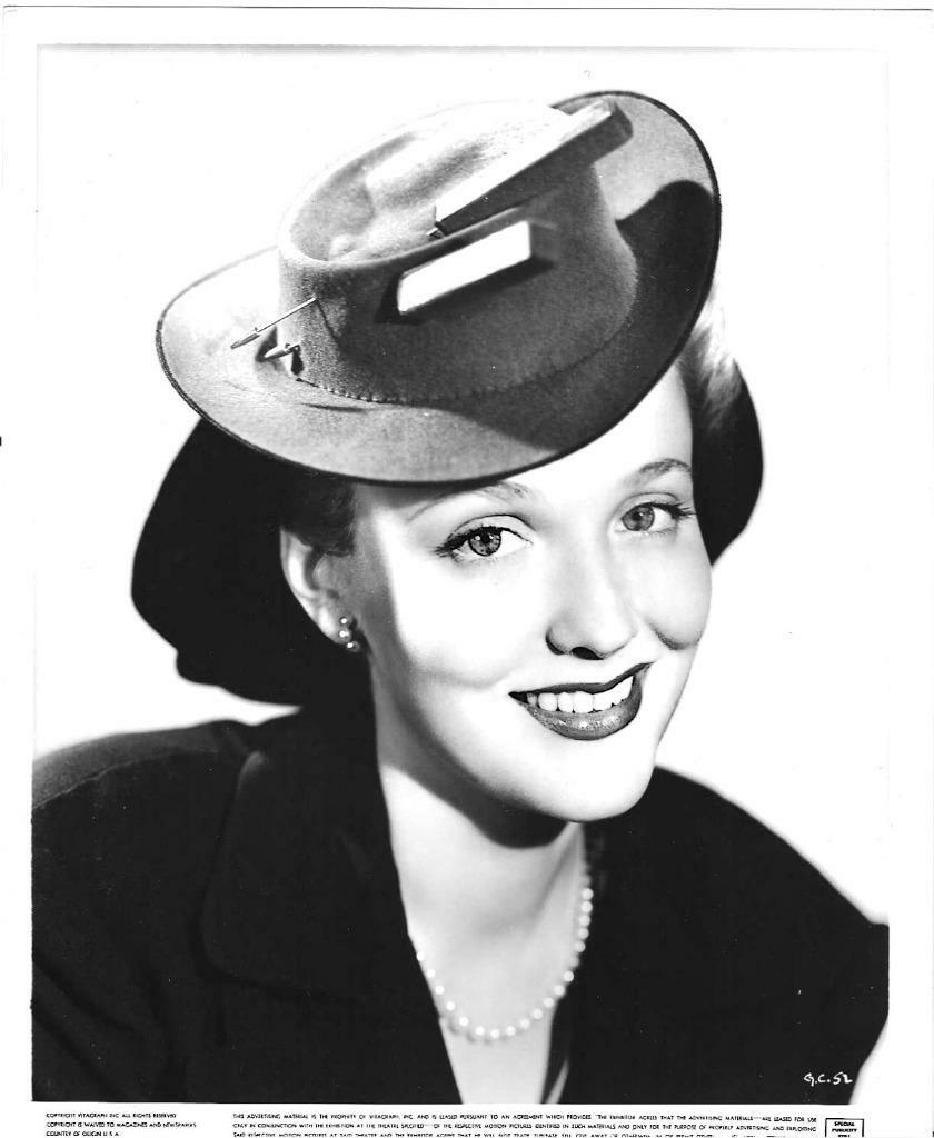 Model Georgia Carroll - Vintage Celebrity Photo | eBay