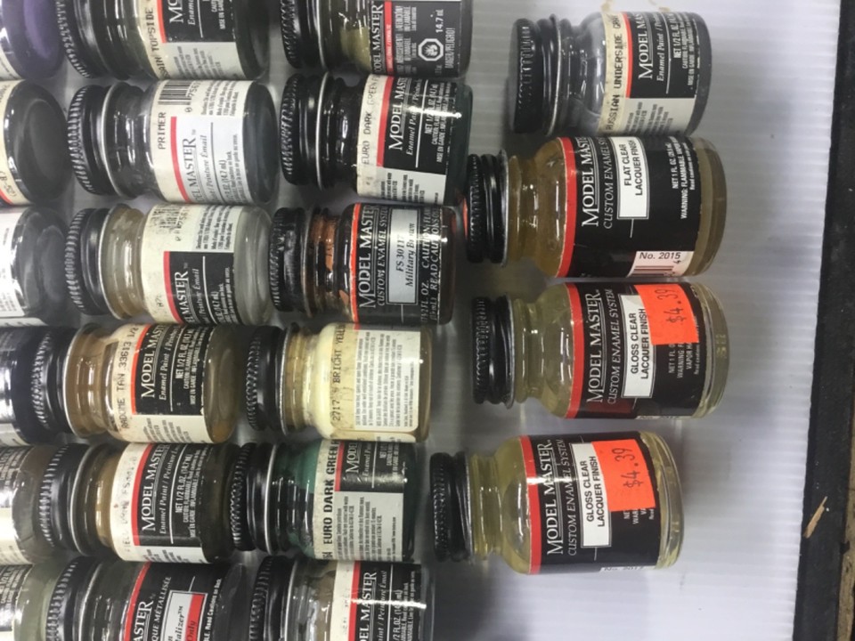 Model Master Enamel Paint L.ot of 28 | eBay