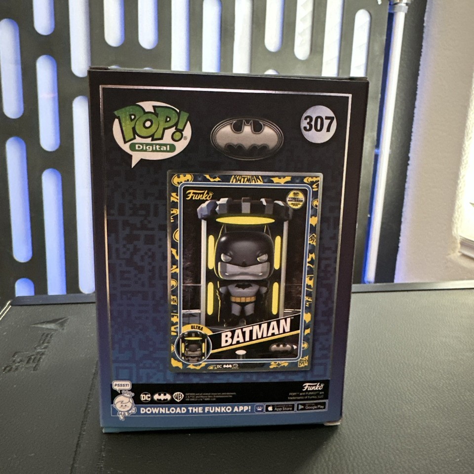 Funko Pop Digital DC Batman #307 LE 5000 Pieces Exclusive GITD Batman ...