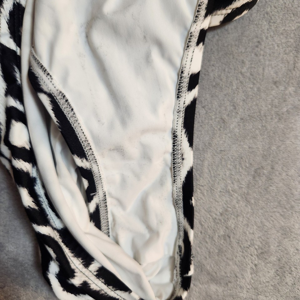 NewLa Blanca Women's Desert Dunes Plunge One Piece Swimsuit 6 Bathing ...