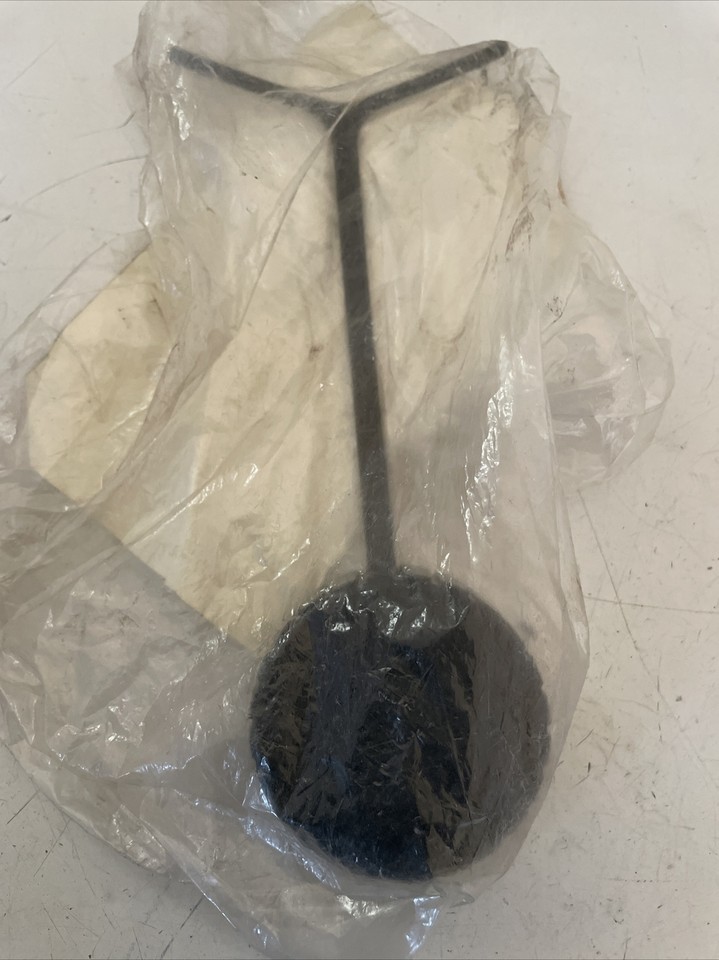 GENUINE PETERBILT PACCAR 063361 WINDSHIELD WASHER RESERVOIR CAP NEW OEM ...