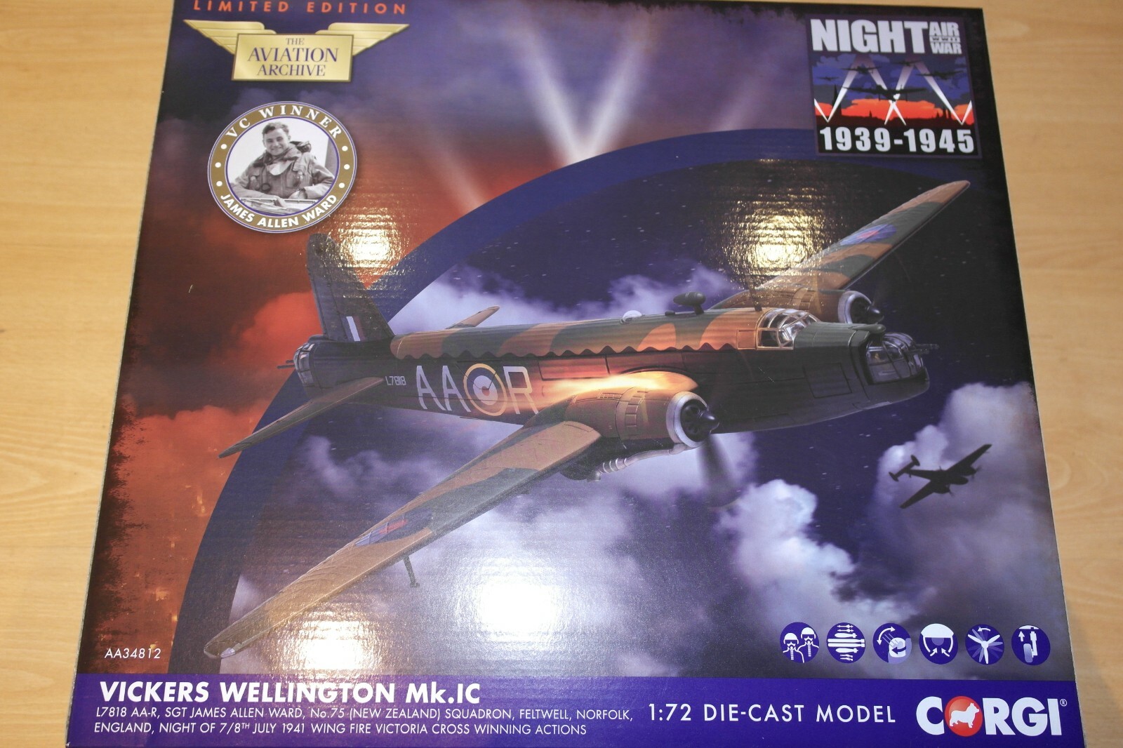 Corgi 1:72 Vickers Wellington Ward Diecast Aircraft - AA34812 for sale ...