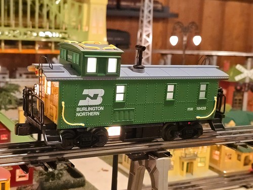 Lionel O Gauge Lighted Burlington Northern Steel Caboose 6-17625 Fits ...