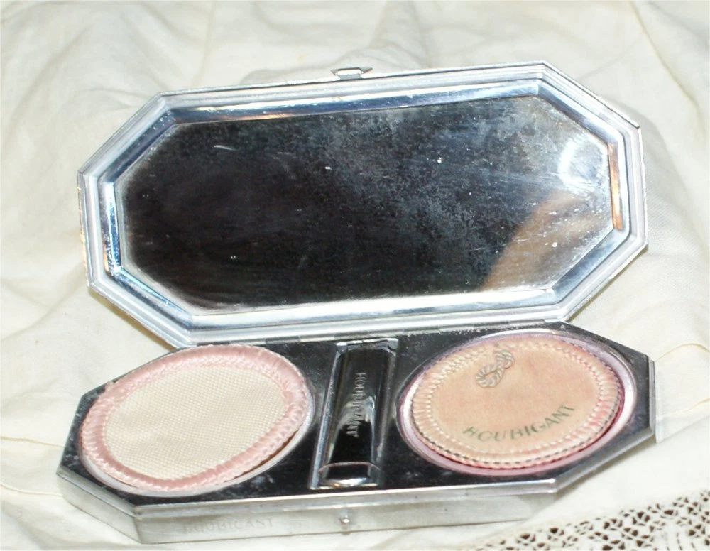 Vintage Makeup Compacts | Saubhaya Makeup
