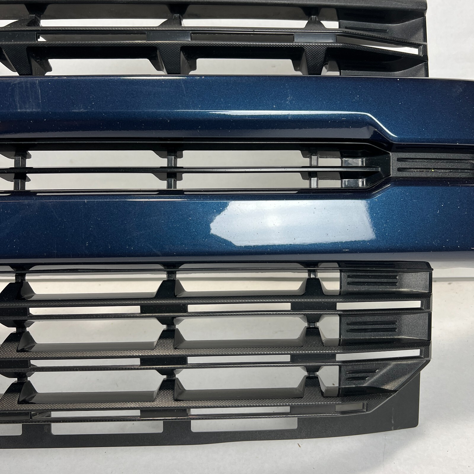 OEM 2019 2020 2021 Chevrolet Silverado 1500 LT Front Grille Blue ...