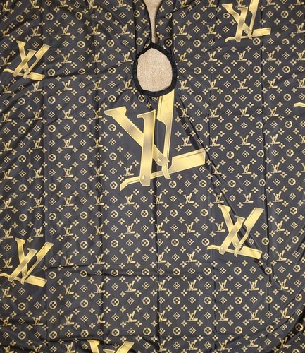 Barber hair cutting and styling cape (Luxury Style Drape- Black & Gold ...