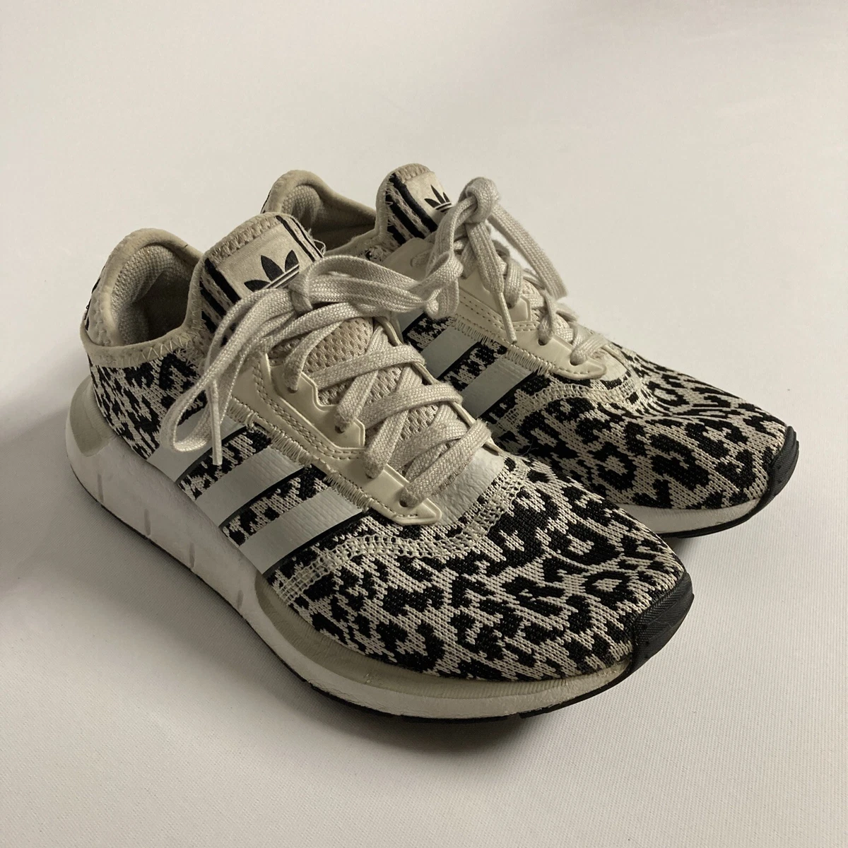 Tiger Print Running Shoes