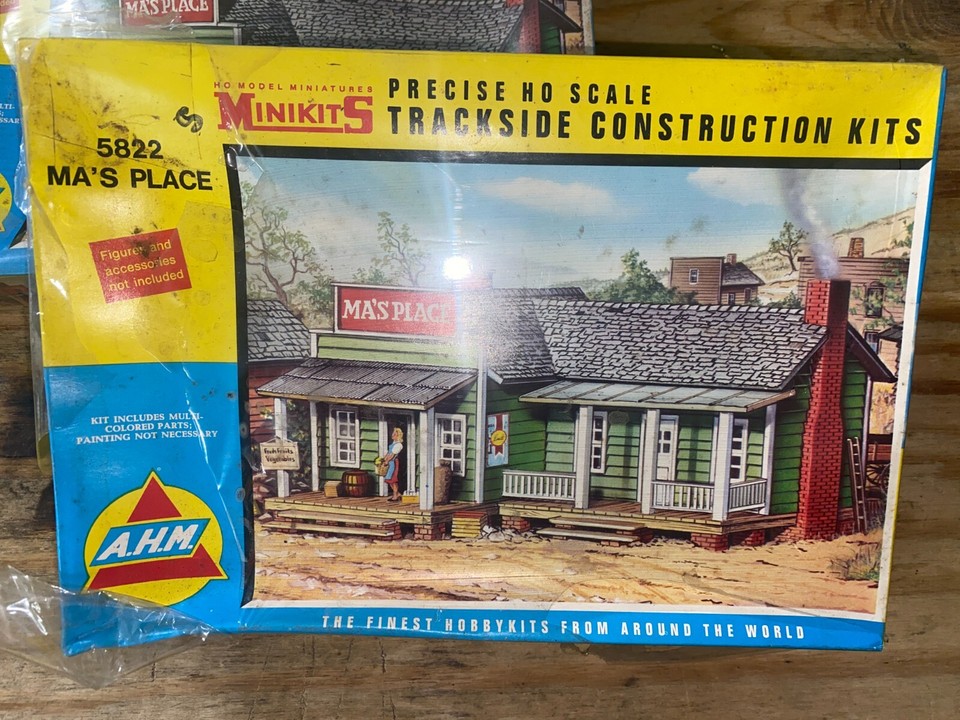 Vintage AHM Minikits Trackside Construction Kit "MA's PLACE" # 5822 NEW ...