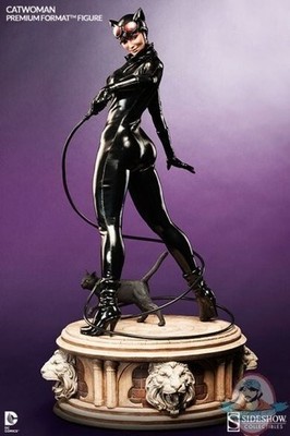Sideshow DC Catwoman EXCLUSIVE Premium Format 1/4 SCALE Statue -Great Condition! | eBay