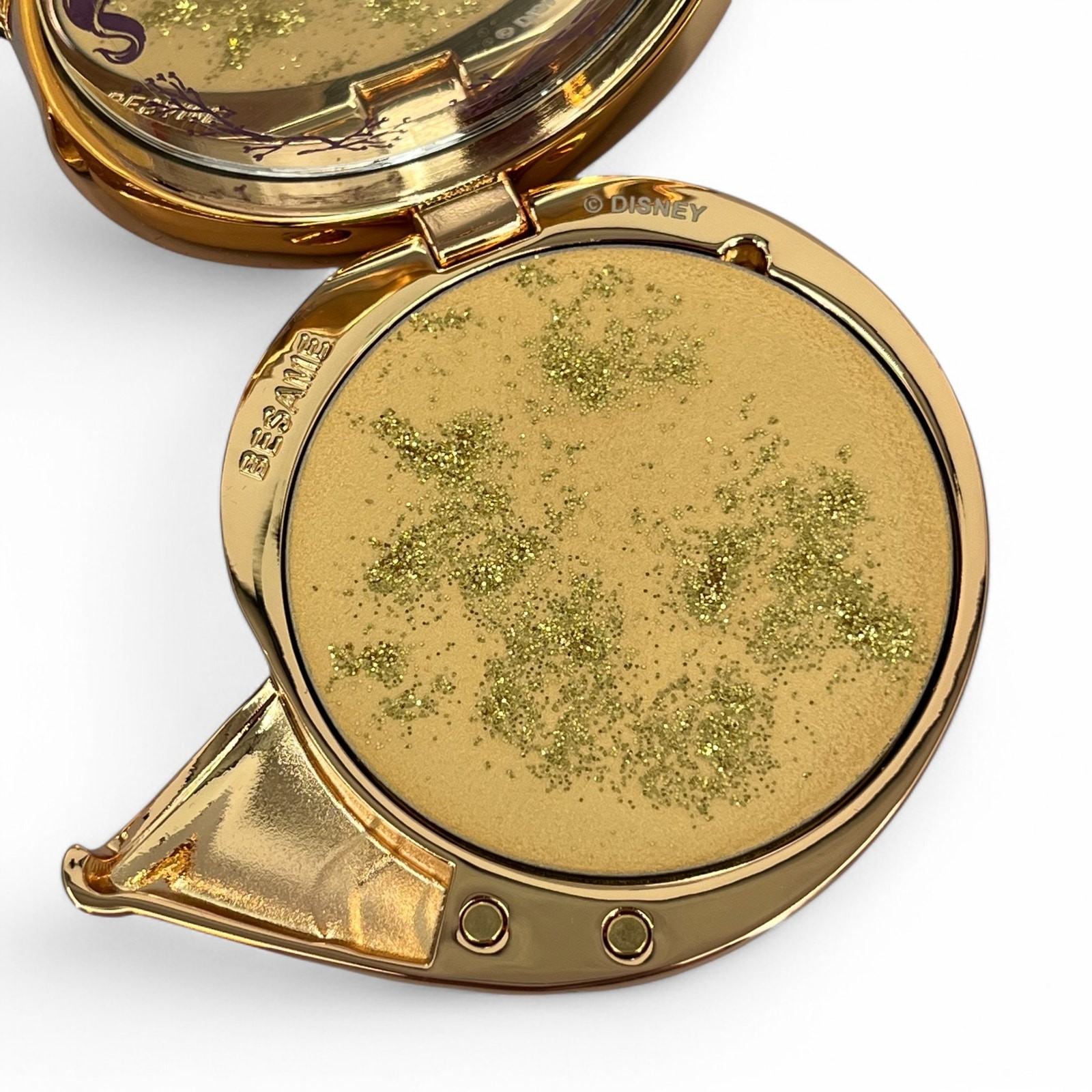 Besame Disney Villains Ursula's Shell Compact with Highlighter Little ...