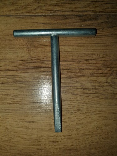 Metal Square Tapered Key Access Panel Rim Lock T Bar Key Loft Hatch ...