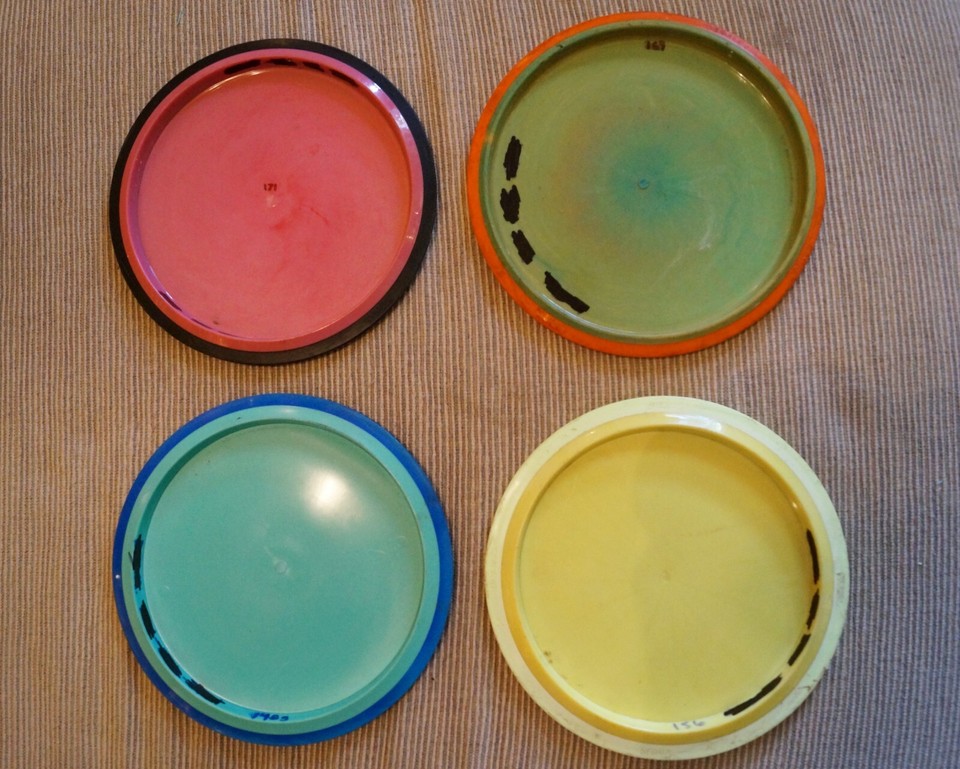 LOT OF 4 USED DISC GOLF DISCS 1 MVP SIGNAL, 3 MVP AXIOM, 1 HEX, 1 CRAVE ...