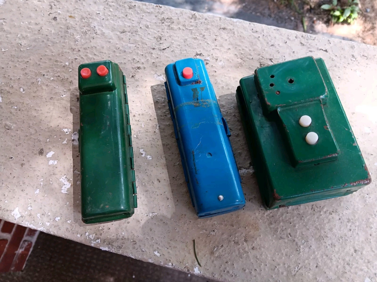 VINTAGE LOT OF 3 TIN ROBOT TOY BATTERY OPERATED EARLY REMOTES JAPAN | eBay