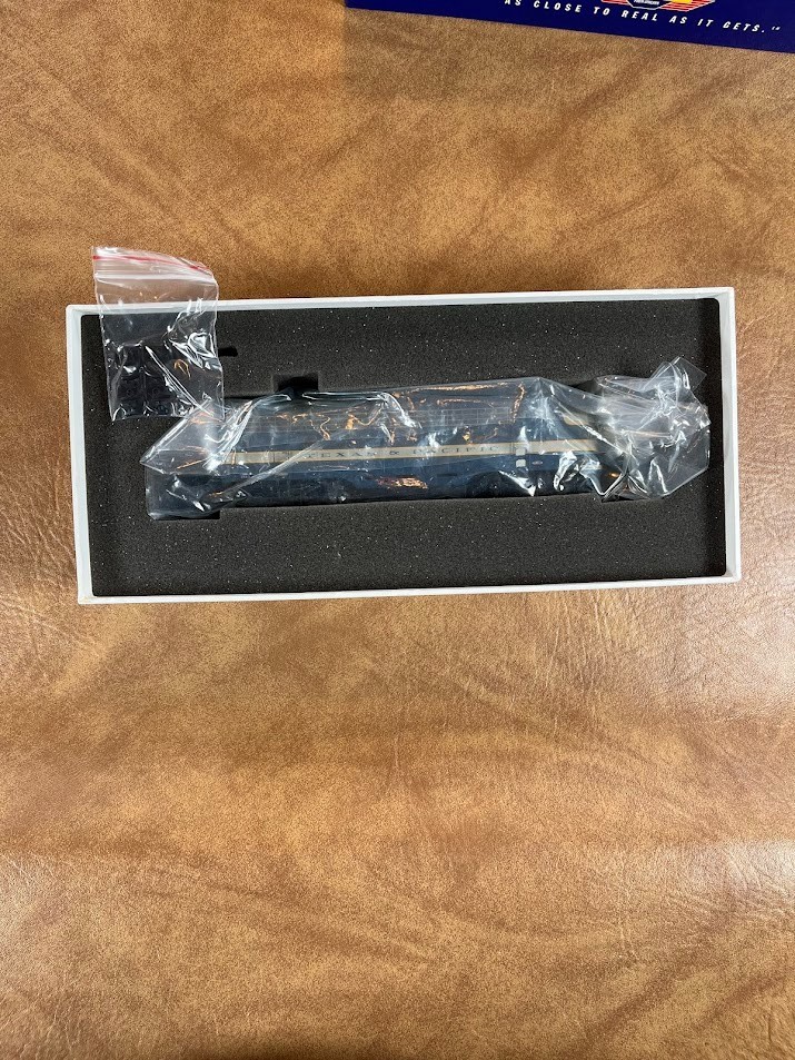 Athearn Genesis HO Scale Texas & Pacific F-7A Locomotive #1513 #G1020 ...
